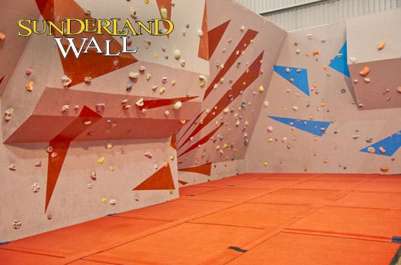 Climbing sessions, Sunderland Wall – itison
