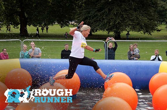 Total Wipeout inspired obstacle course, Edinburgh – itison