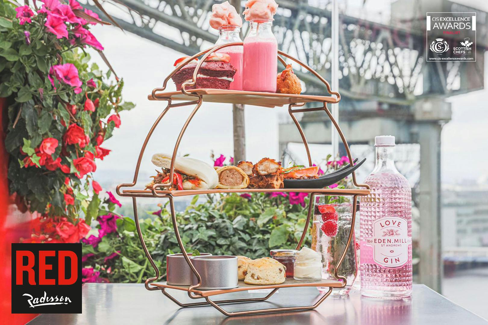 RED Sky Bar at Radisson RED – itison