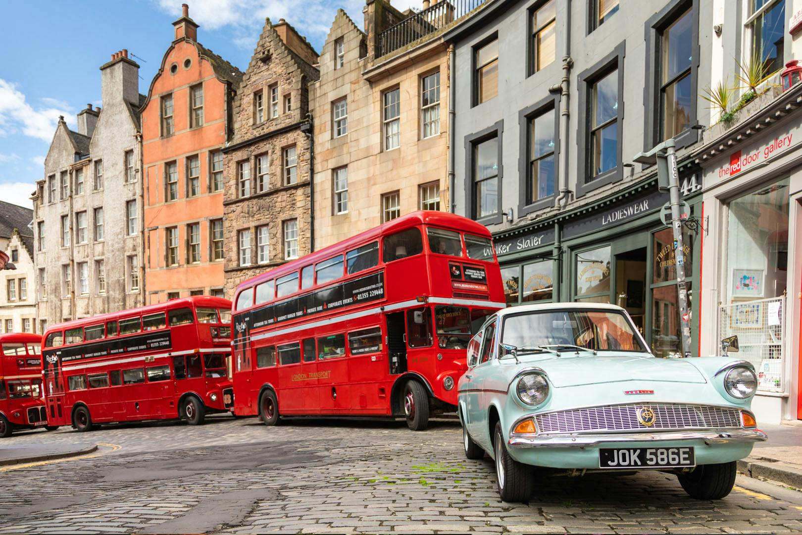 Edinburgh Red Bus Bistro afternoon tea tour – itison