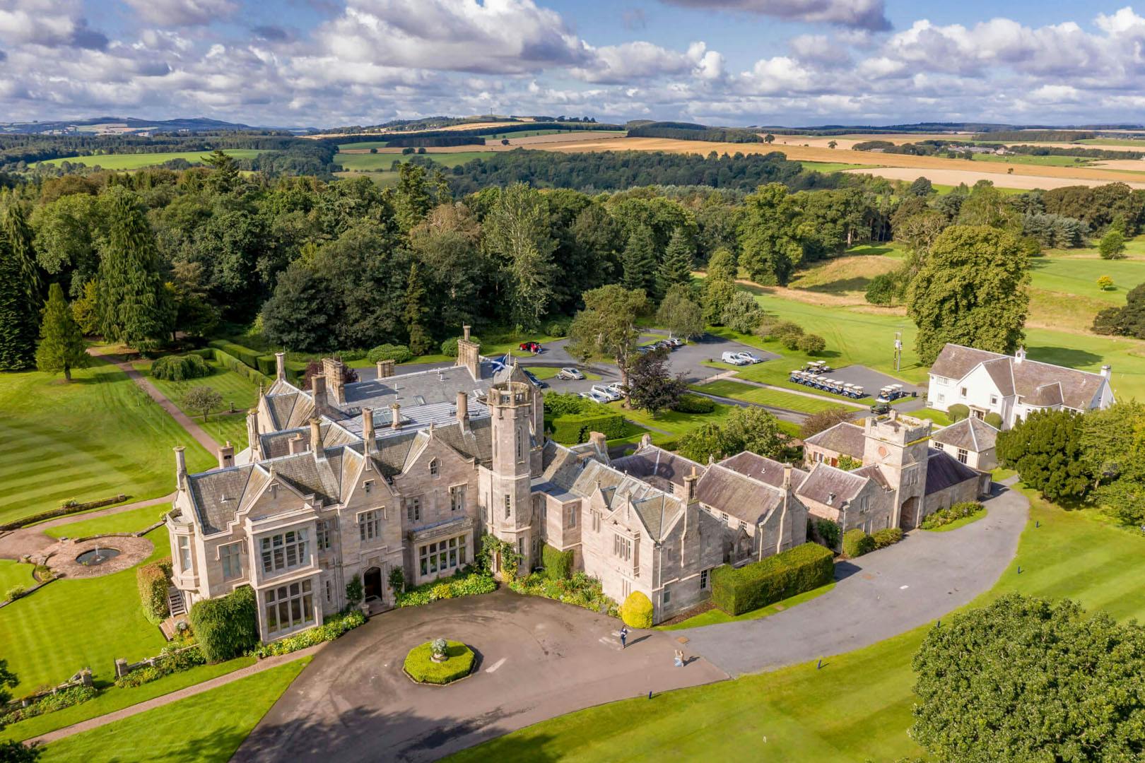 SCHLOSS Roxburghe Hotel & Golf Course – itison