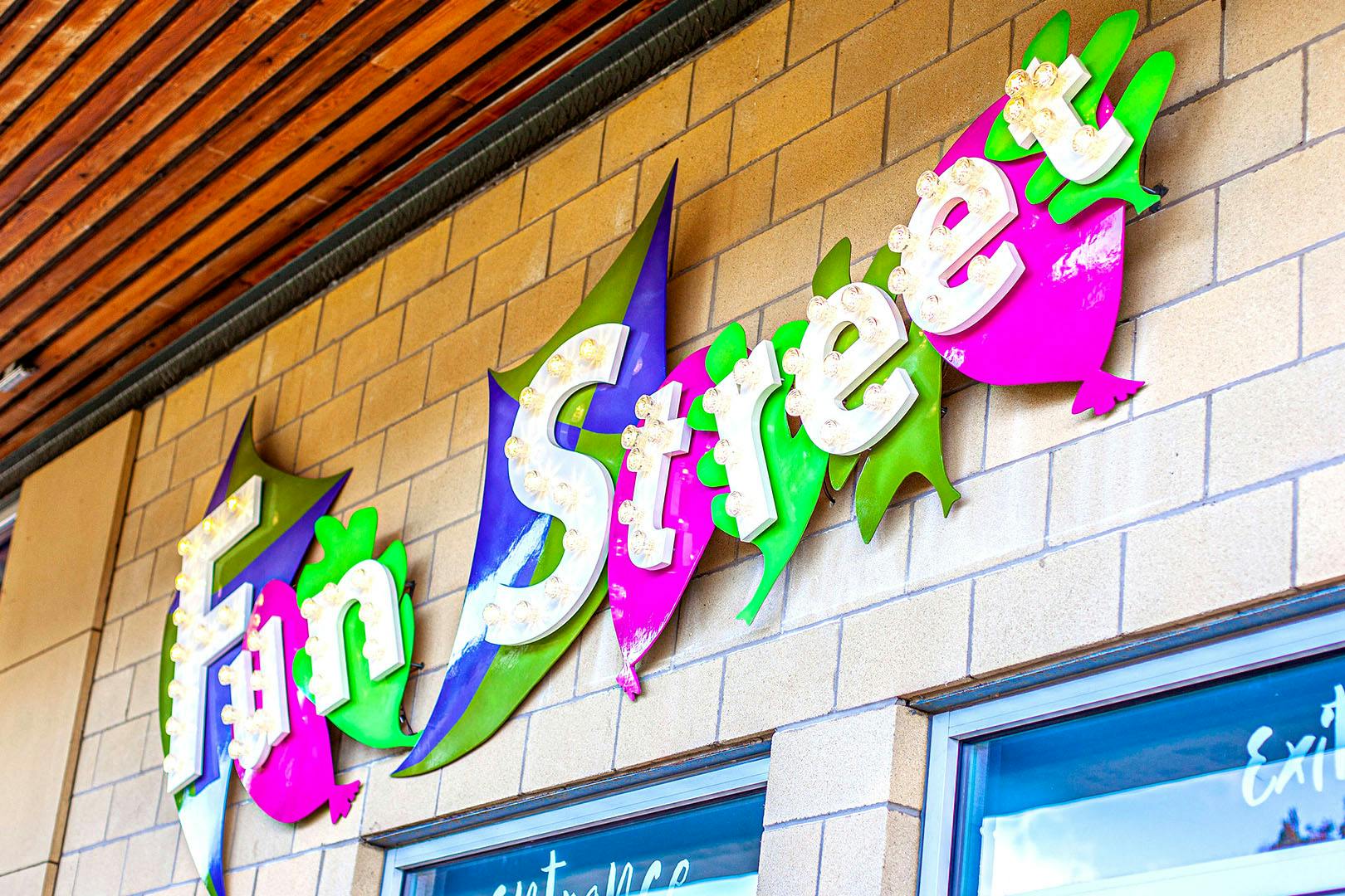 Fun Street children's party package, Silverburn – itison