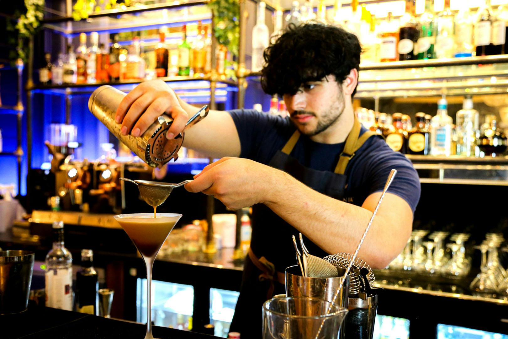 Insomnia Bar – itison