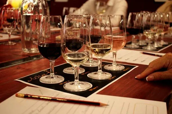 Wine tasting, Corke & Caske – itison