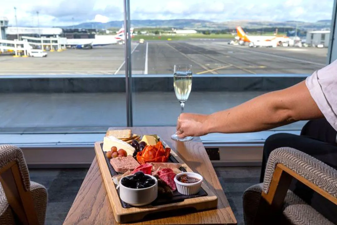 Glasgow International Airport Lomond Lounge access – itison