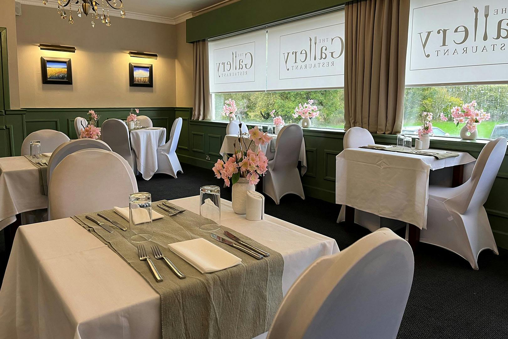 The Popinjay Hotel – itison