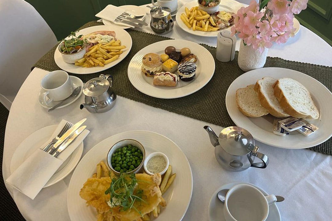 The Popinjay Hotel – itison