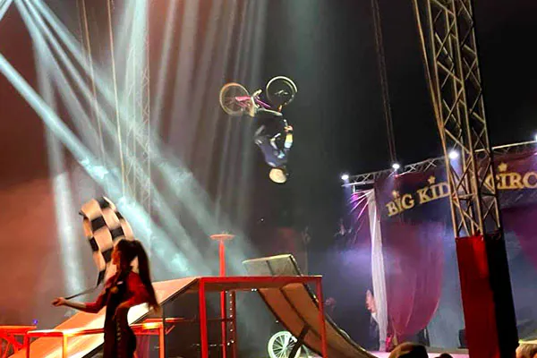 Big Kid Circus – itison