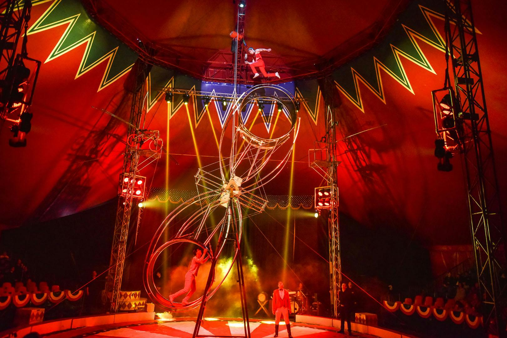 Circus Vegas, Riverside Park – itison